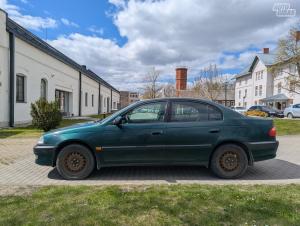 Тойота Авенсис 1998 в Клайпеда, объемом двигателя 1.60 л и пробегом 210 тыс. км за 1000 €, фото 15 на AUTOMOTO.COM.LV
