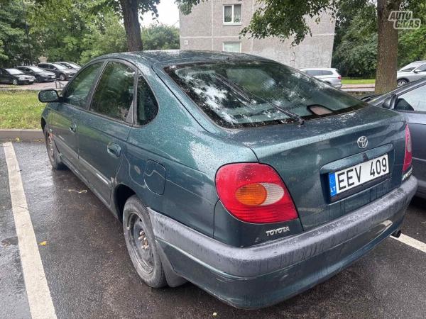 Toyota Avensis 1998 in Vilnius, with an engine capacity of 2.00 L and mileage of 290 thousand km for 1300 €, photo 4 on AUTOMOTO.COM.LV