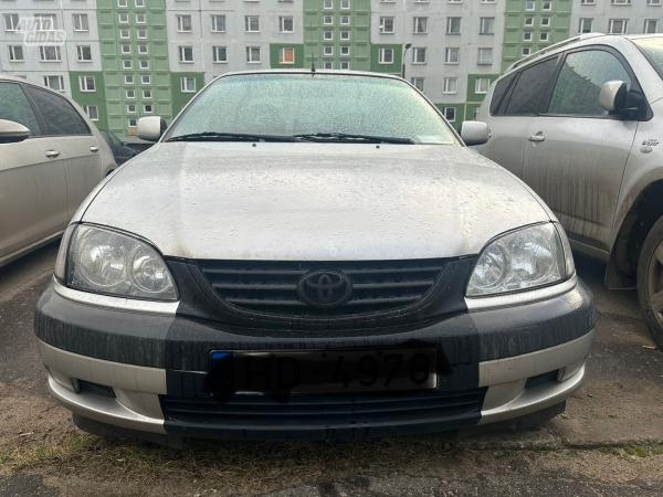 Toyota Avensis 2001 Marijampole, ar dzinēja tilpumu 1.80 L un nobraukumu 185 tūkst. km par 1200 €, foto 3 vietnē AUTOMOTO.COM.LV