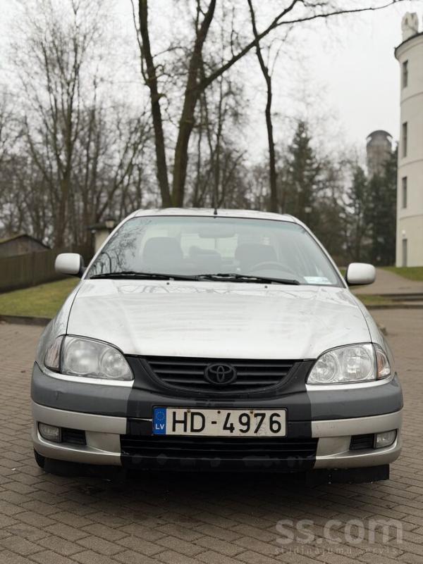Toyota Avensis 2001 Rīga, ar dzinēja tilpumu 1.80 L un nobraukumu 188 tūkst. km par 900 €, foto 8 vietnē AUTOMOTO.COM.LV