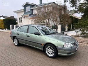 Toyota Avensis 2001 in Vilnius, with an engine capacity of 1.80 L and mileage of 250 thousand km for 1690 €, photo 3 on AUTOMOTO.COM.LV