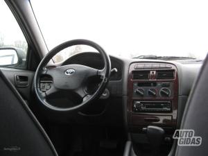 Тойота Авенсис 2001 в Варена, объемом двигателя 1.80 л и пробегом 240 тыс. км за 4000 €, фото 3 на AUTOMOTO.COM.LV