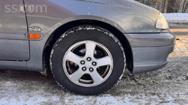 Toyota Avensis 2002 in Riga, with an engine capacity of 2.00 L and mileage of 283 thousand km for 1500 €, photo 3 on AUTOMOTO.COM.LV
