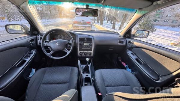 Toyota Avensis 2002 in Riga, with an engine capacity of 2.00 L and mileage of 283 thousand km for 1500 €, photo 7 on AUTOMOTO.COM.LV