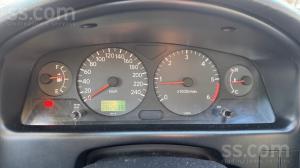 Тойота Авенсис 2002 в Рига, объемом двигателя 2.00 л и пробегом 283 тыс. км за 1500 €, фото 13 на AUTOMOTO.COM.LV