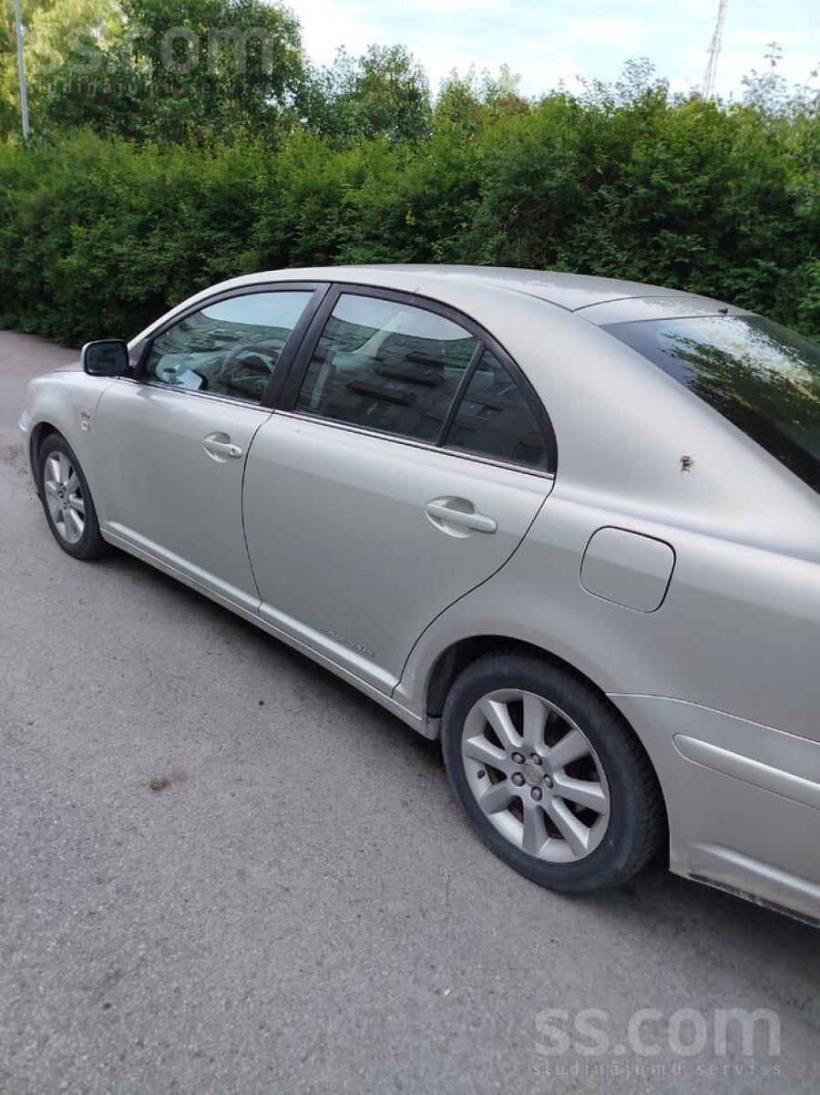 Toyota Avensis 2003 Liepāja, ar dzinēja tilpumu 2.00 L un nobraukumu 0 tūkst. km par 600 €, foto 2 vietnē AUTOMOTO.COM.LV