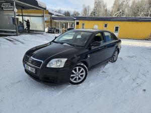 Toyota Avensis 2003 in Gargzdai, with an engine capacity of 2.00 L and mileage of 305 thousand km for 1450 €, photo  on AUTOMOTO.COM.LV