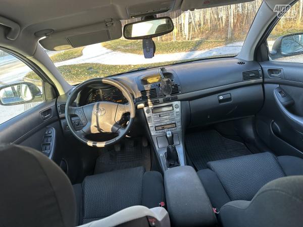 Toyota Avensis 2003 Viļņa, ar dzinēja tilpumu 1.80 L un nobraukumu 165 tūkst. km par 1900 €, foto 7 vietnē AUTOMOTO.COM.LV