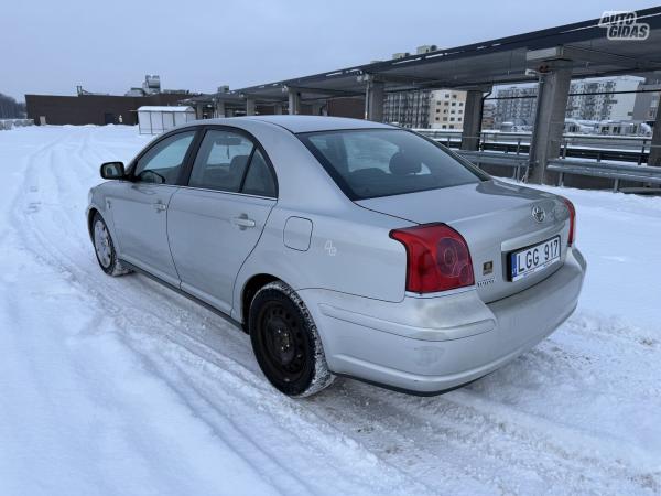 Toyota Avensis 2003 in Vilnius, with an engine capacity of 2.00 L and mileage of 340 thousand km for 1550 €, photo 4 on AUTOMOTO.COM.LV