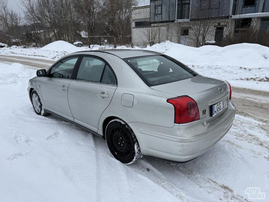 Toyota Avensis 2003 in Vilnius, with an engine capacity of 2.00 L and mileage of 340 thousand km for 1350 €, photo 4 on AUTOMOTO.COM.LV