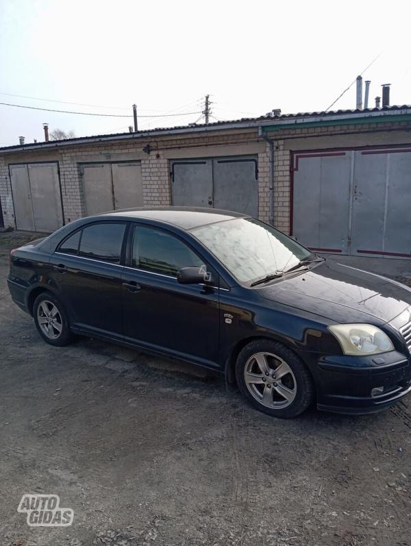 Toyota Avensis 2003 Kelmė, ar dzinēja tilpumu 2.00 L un nobraukumu 330 tūkst. km par 850 €, foto 4 vietnē AUTOMOTO.COM.LV