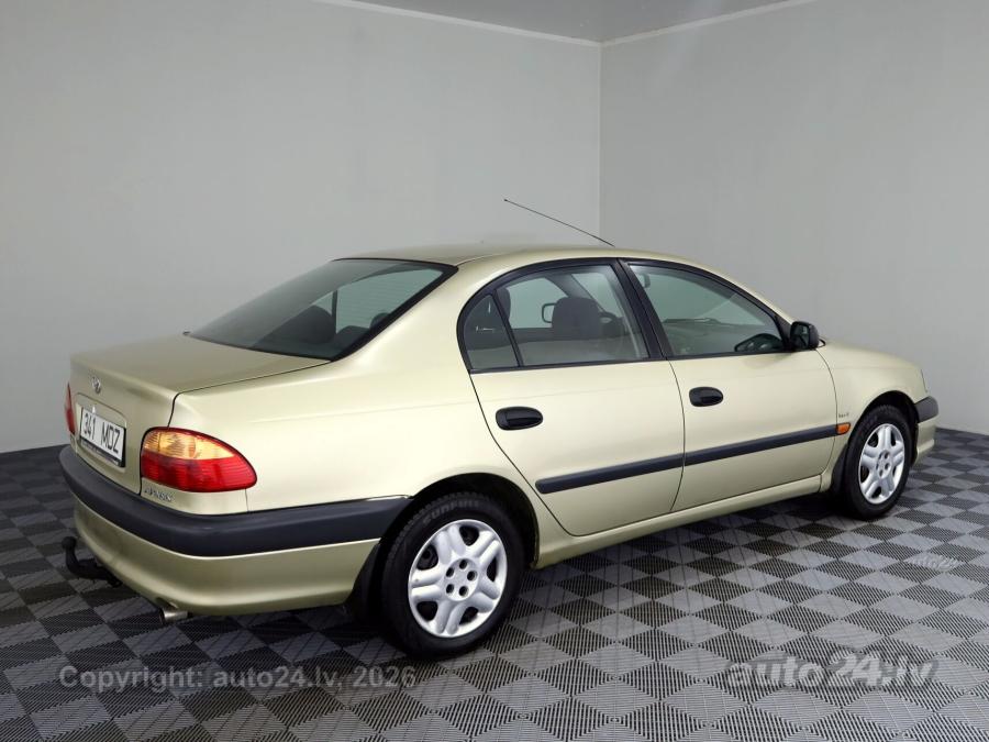 Тойота Авенсис 2003 в Таллин, объемом двигателя 1.60 л и пробегом 247 тыс. км за 1299 €, фото 4 на AUTOMOTO.COM.LV
