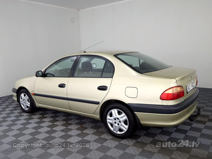 Тойота Авенсис 2003 в Таллин, объемом двигателя 1.60 л и пробегом 247 тыс. км за 1299 €, фото 5 на AUTOMOTO.COM.LV