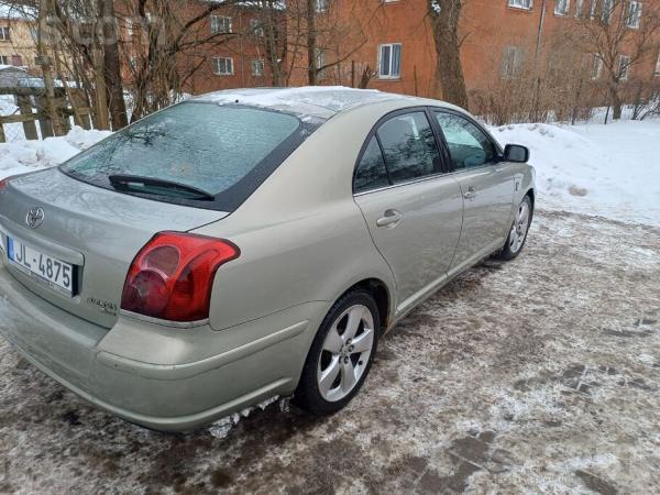 Toyota Avensis 2004 Rīga, ar dzinēja tilpumu 2.00 L un nobraukumu 311 tūkst. km par 1280 €, foto 4 vietnē AUTOMOTO.COM.LV