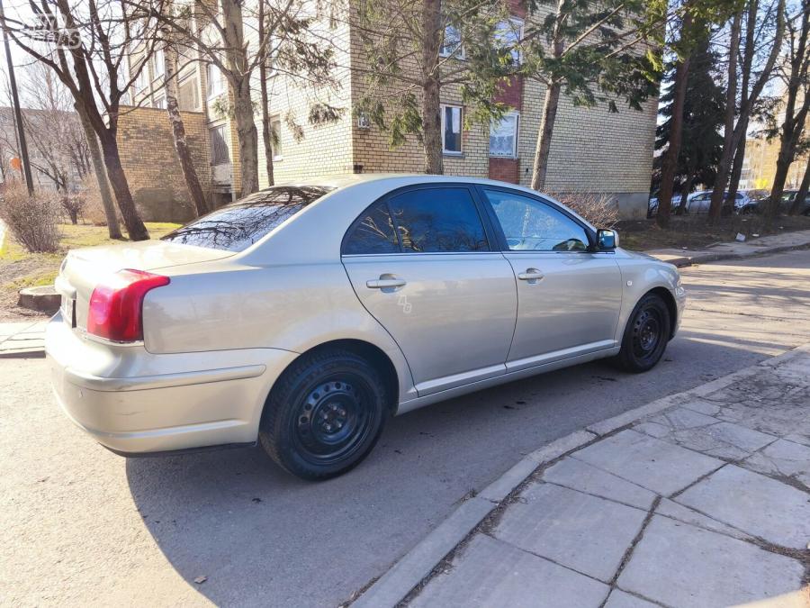 Toyota Avensis 2004 Kauņa, ar dzinēja tilpumu 2.00 L un nobraukumu 325 tūkst. km par 1000 €, foto 4 vietnē AUTOMOTO.COM.LV