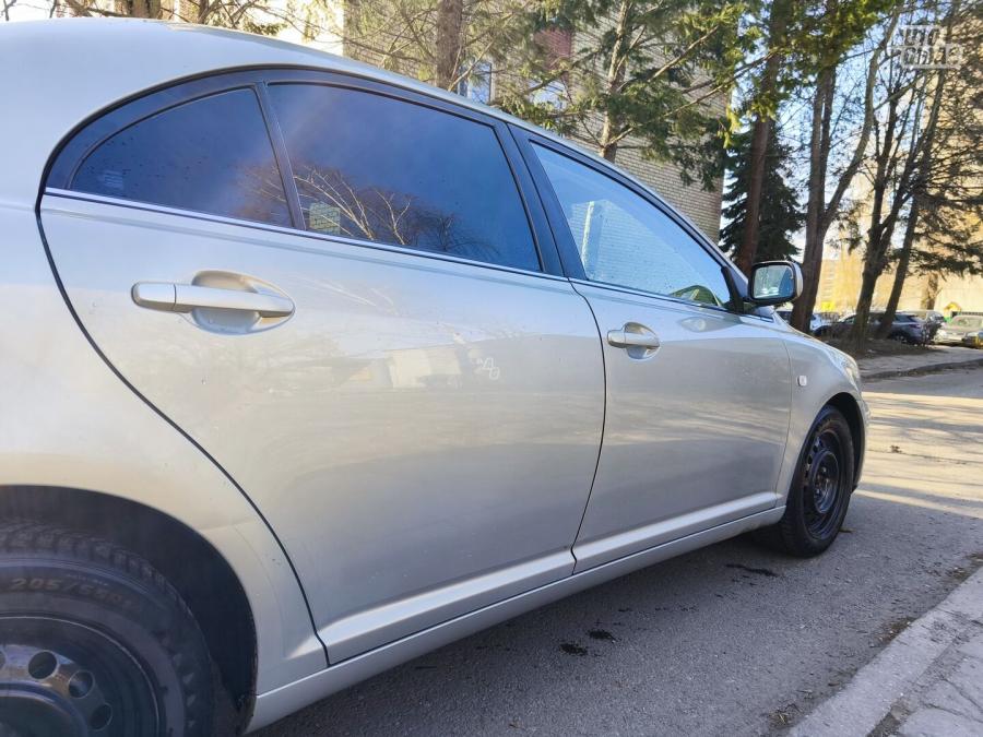Toyota Avensis 2004 Kauņa, ar dzinēja tilpumu 2.00 L un nobraukumu 325 tūkst. km par 1000 €, foto 9 vietnē AUTOMOTO.COM.LV