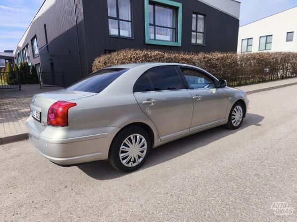 Toyota Avensis 2004 Kauņa, ar dzinēja tilpumu 2.00 L un nobraukumu 329 tūkst. km par 1800 €, foto 4 vietnē AUTOMOTO.COM.LV