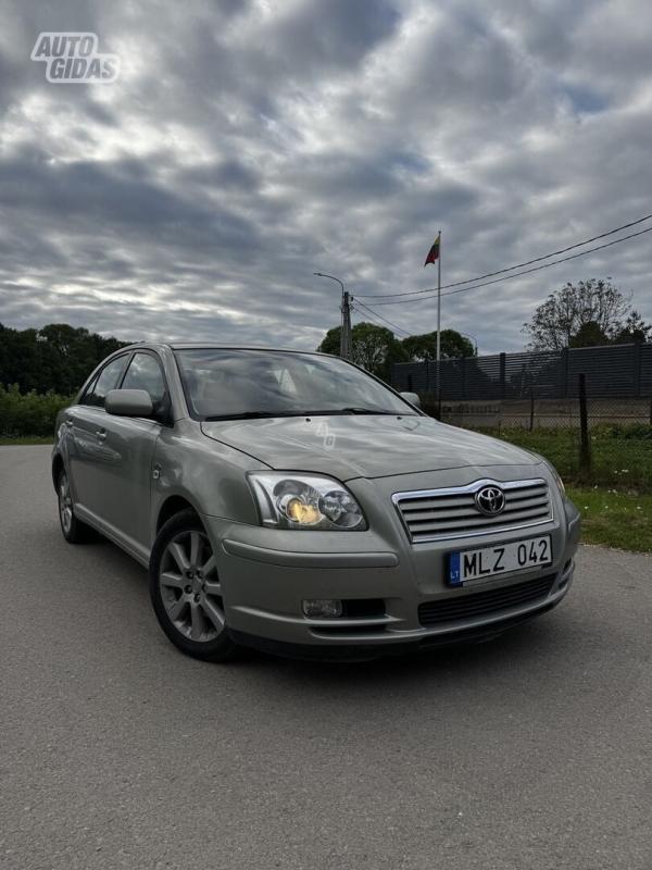 Toyota Avensis 2004 in Siauliai, with an engine capacity of 2.00 L and mileage of 200 thousand km for 1550 €, photo 2 on AUTOMOTO.COM.LV