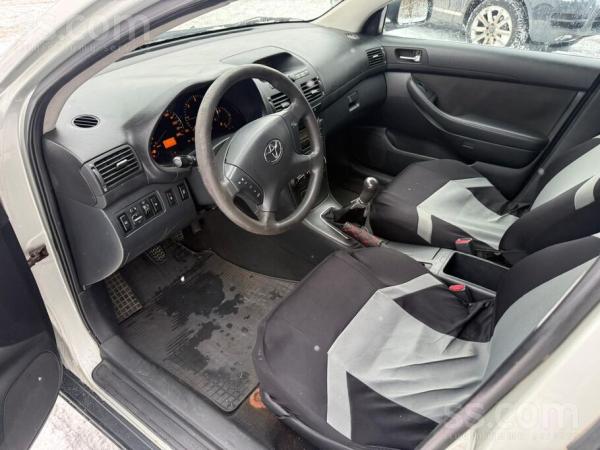 Тойота Авенсис 2004 в Рига, объемом двигателя 2.00 л и пробегом 496 тыс. км за 1600 €, фото 5 на AUTOMOTO.COM.LV