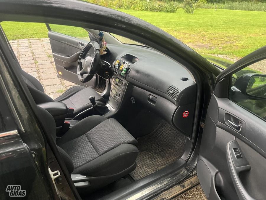 Toyota Avensis 2004 in Kaunas, with an engine capacity of 2.00 L and mileage of 274 thousand km for 1300 €, photo 6 on AUTOMOTO.COM.LV