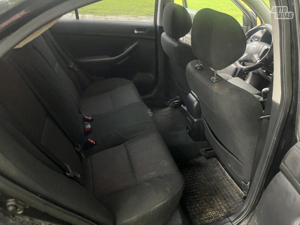 Toyota Avensis 2004 Kauņa, ar dzinēja tilpumu 2.00 L un nobraukumu 274 tūkst. km par 1300 €, foto 6 vietnē AUTOMOTO.COM.LV