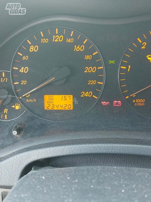 Тойота Авенсис 2004 в Укмерге, объемом двигателя 2.00 л и пробегом 234 тыс. км за 1850 €, фото 4 на AUTOMOTO.COM.LV