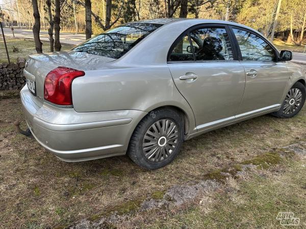 Toyota Avensis 2005 in Klaipeda, with an engine capacity of 2.00 L and mileage of 215 thousand km for 1600 €, photo 4 on AUTOMOTO.COM.LV