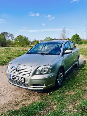 Toyota Avensis 2005 Tallina, ar dzinēja tilpumu 2.00 L un nobraukumu 108 tūkst. km par 2499 €, foto  vietnē AUTOMOTO.COM.LV