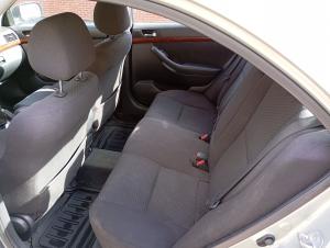 Toyota Avensis 2005 in Kaunas, with an engine capacity of 2.00 L and mileage of 232 thousand km for 1150 €, photo 9 on AUTOMOTO.COM.LV