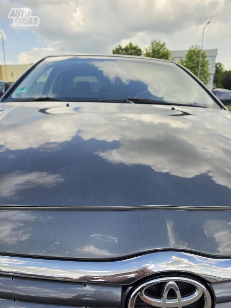 Toyota Avensis 2005 Viļņa, ar dzinēja tilpumu 2.20 L un nobraukumu 234 tūkst. km par 1850 €, foto 11 vietnē AUTOMOTO.COM.LV