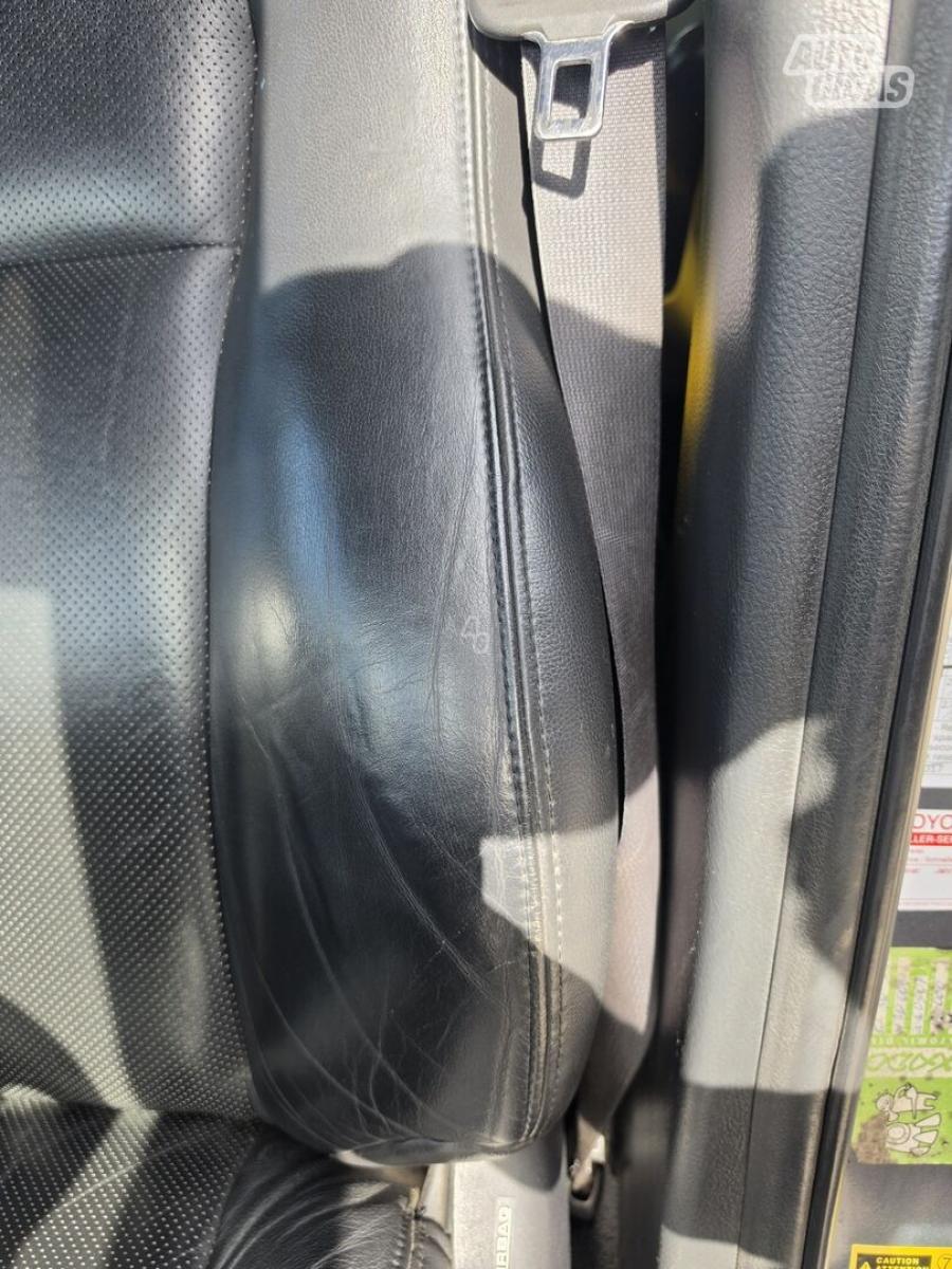 Toyota Avensis 2005 Viļņa, ar dzinēja tilpumu 2.20 L un nobraukumu 234 tūkst. km par 1850 €, foto 21 vietnē AUTOMOTO.COM.LV