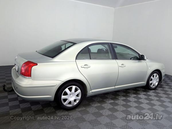 Toyota Avensis 2005 in Tallinn, with an engine capacity of 2.00 L and mileage of 236 thousand km for 1299 €, photo 3 on AUTOMOTO.COM.LV