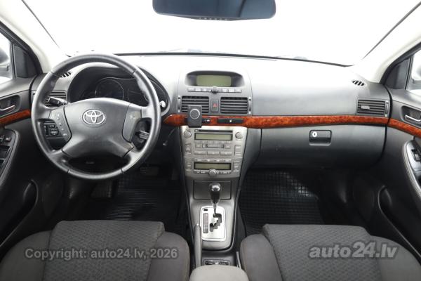 Toyota Avensis 2005 in Tallinn, with an engine capacity of 2.00 L and mileage of 236 thousand km for 1299 €, photo 5 on AUTOMOTO.COM.LV