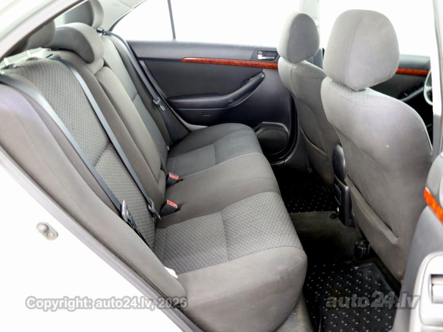 Тойота Авенсис 2005 в Таллин, объемом двигателя 2.00 л и пробегом 236 тыс. км за 1299 €, фото 8 на AUTOMOTO.COM.LV