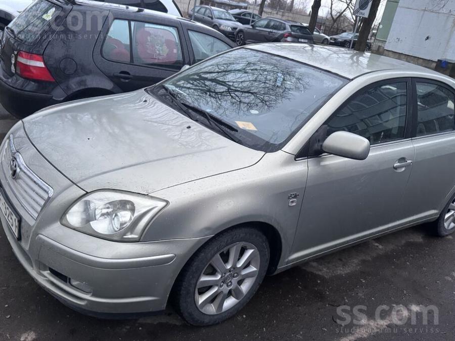 Тойота Авенсис 2005 в Елгава, объемом двигателя 2.00 л и пробегом 317 тыс. км за 1200 €, фото 8 на AUTOMOTO.COM.LV