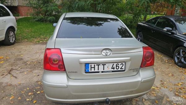 Toyota Avensis 2005 in Vilnius on AUTOMOTO.COM.LV Toyota Avensis 2005 in Vilnius, with an engine capacity of 2.00 L and mileage of 315 thousand km for 1300 €, photo 7 on AUTOMOTO.COM.LV