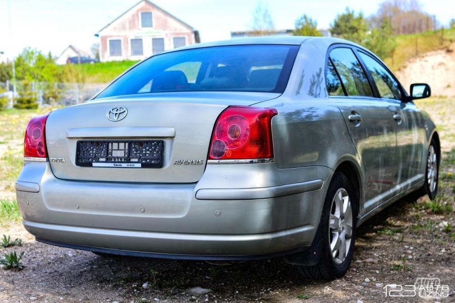 Toyota Avensis 2006 in Kretinga, with an engine capacity of 2.40 L and mileage of 229 thousand km for 2750 €, photo 5 on AUTOMOTO.COM.LV