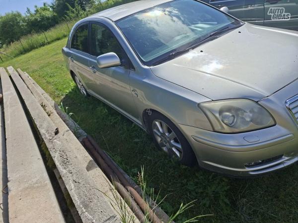Toyota Avensis 2006 Viļņa, ar dzinēja tilpumu 2.20 L un nobraukumu 300 tūkst. km par 550 €, foto 3 vietnē AUTOMOTO.COM.LV