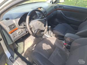 Toyota Avensis 2006 in Vilnius, with an engine capacity of 2.20 L and mileage of 300 thousand km for 550 €, photo 8 on AUTOMOTO.COM.LV