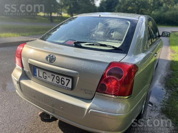 Тойота Авенсис 2006 в Елгава, объемом двигателя 2.20 л и пробегом 353 тыс. км за 2100 €, фото 1 на AUTOMOTO.COM.LV