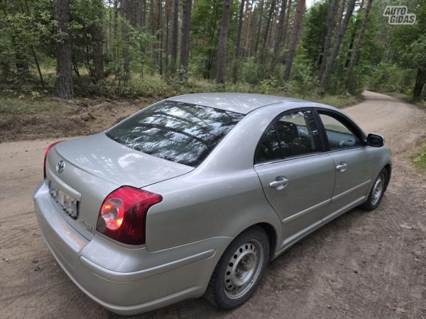 Toyota Avensis 2006 in Druskininkai, with an engine capacity of 2.20 L and mileage of 292 thousand km for 950 €, photo 4 on AUTOMOTO.COM.LV