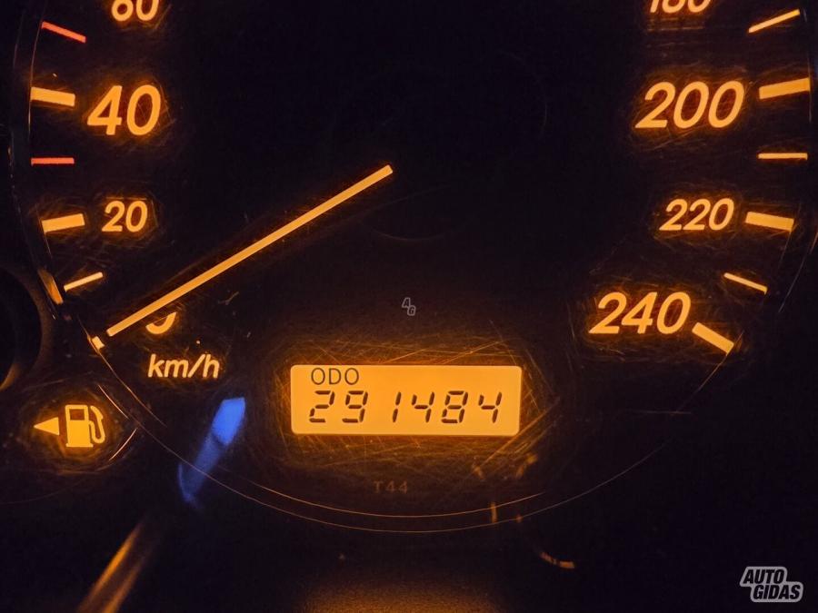 Тойота Авенсис 2006 в Друскининкай, объемом двигателя 2.20 л и пробегом 292 тыс. км за 950 €, фото 8 на AUTOMOTO.COM.LV