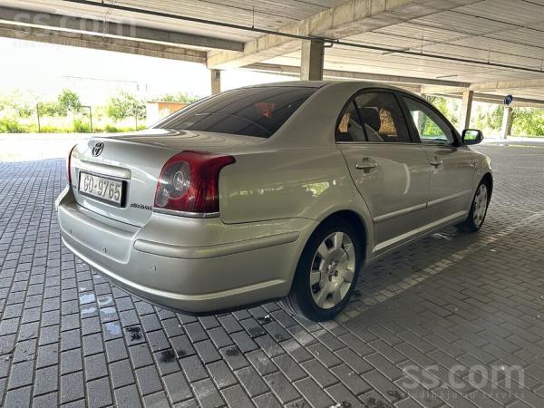 Toyota Avensis 2007 Rīga, ar dzinēja tilpumu 2.00 L un nobraukumu 79 tūkst. km par 1500 €, foto 4 vietnē AUTOMOTO.COM.LV