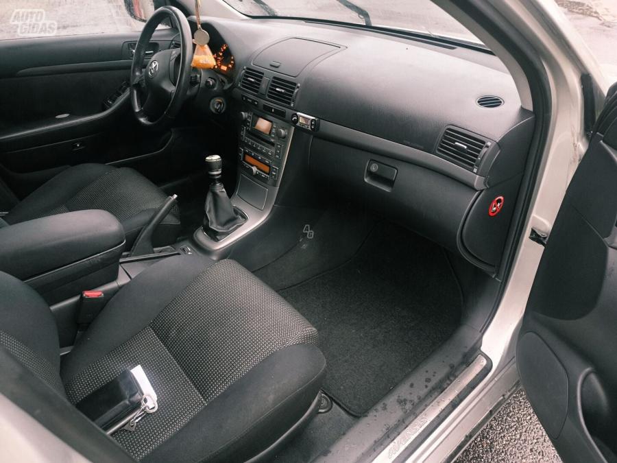 Toyota Avensis 2007 Šauļi, ar dzinēja tilpumu 2.00 L un nobraukumu 320 tūkst. km par 1650 €, foto 10 vietnē AUTOMOTO.COM.LV