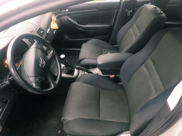 Тойота Авенсис 2007 в Шяуляй, объемом двигателя 2.00 л и пробегом 320 тыс. км за 1600 €, фото 10 на AUTOMOTO.COM.LV