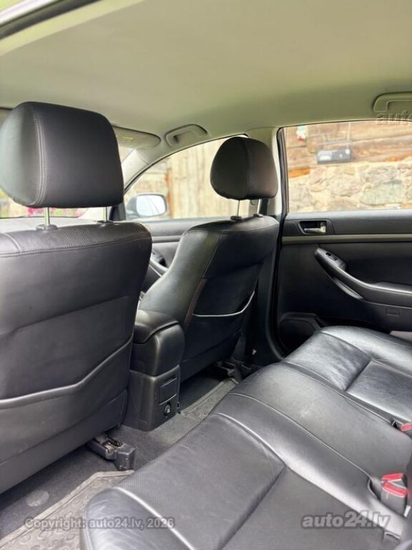 Toyota Avensis 2007 in Tallinn, with an engine capacity of 2.00 L and mileage of 271 thousand km for 1900 €, photo 7 on AUTOMOTO.COM.LV