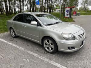 Toyota Avensis 2008 in Riga, with an engine capacity of 2.00 L and mileage of 273 thousand km for 2400 €, photo 4 on AUTOMOTO.COM.LV
