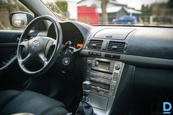 Toyota Avensis 2008 in Riga, with an engine capacity of 2.20 L and mileage of 306 thousand km for 990 €, photo 5 on AUTOMOTO.COM.LV