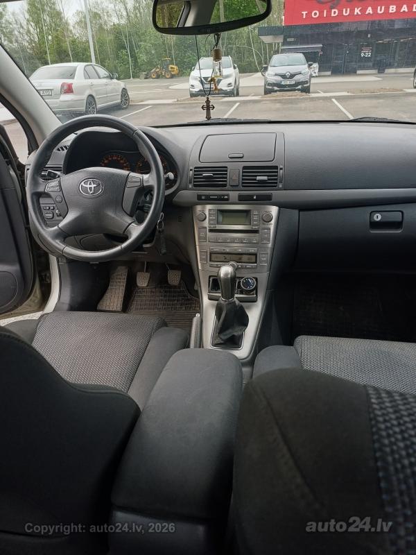 Toyota Avensis 2008 in Parnu, with an engine capacity of 2.00 L and mileage of 238 thousand km for 2900 €, photo 2 on AUTOMOTO.COM.LV