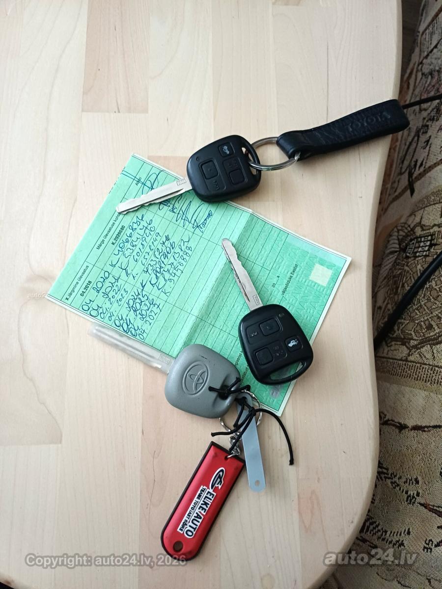 Тойота Авенсис 2008 в Пярну, объемом двигателя 2.00 л и пробегом 238 тыс. км за 2900 €, фото 7 на AUTOMOTO.COM.LV